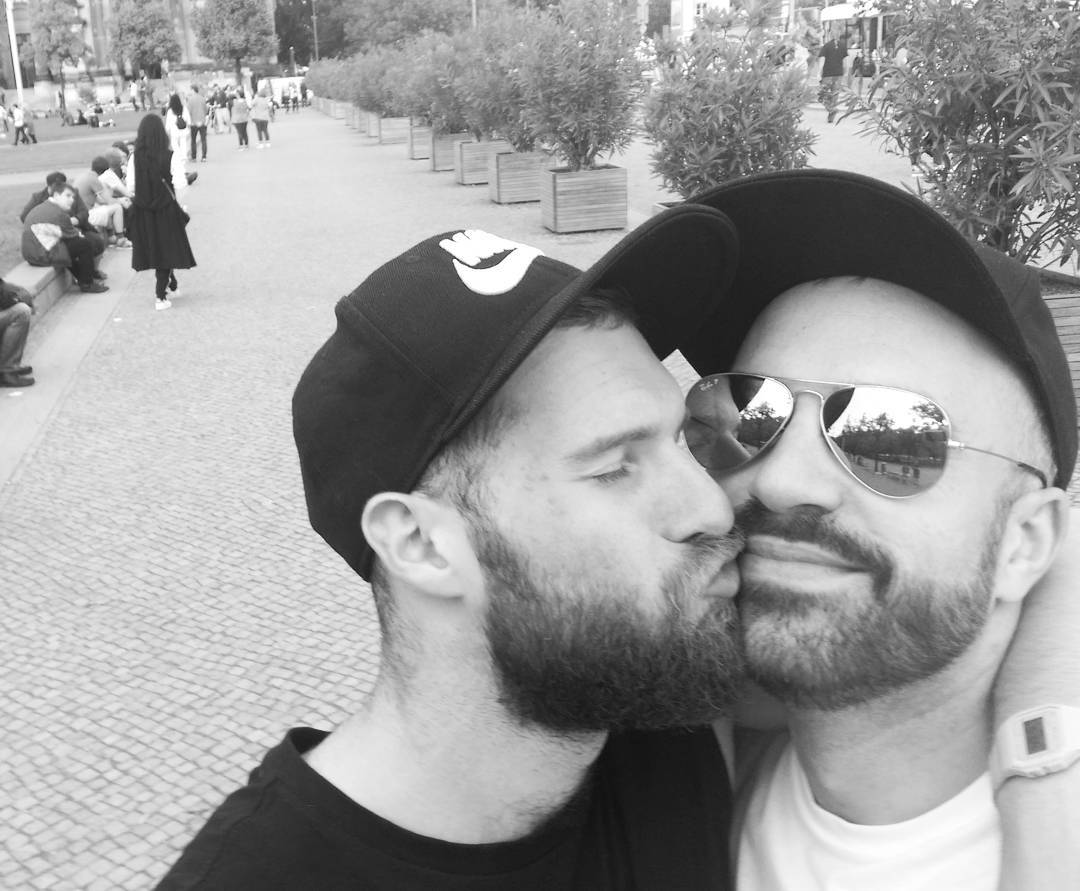 魯保羅變裝皇后秀成員被求婚瞬間 竟是用翹臀對著他男友！ | GagaTai 嘎嘎台