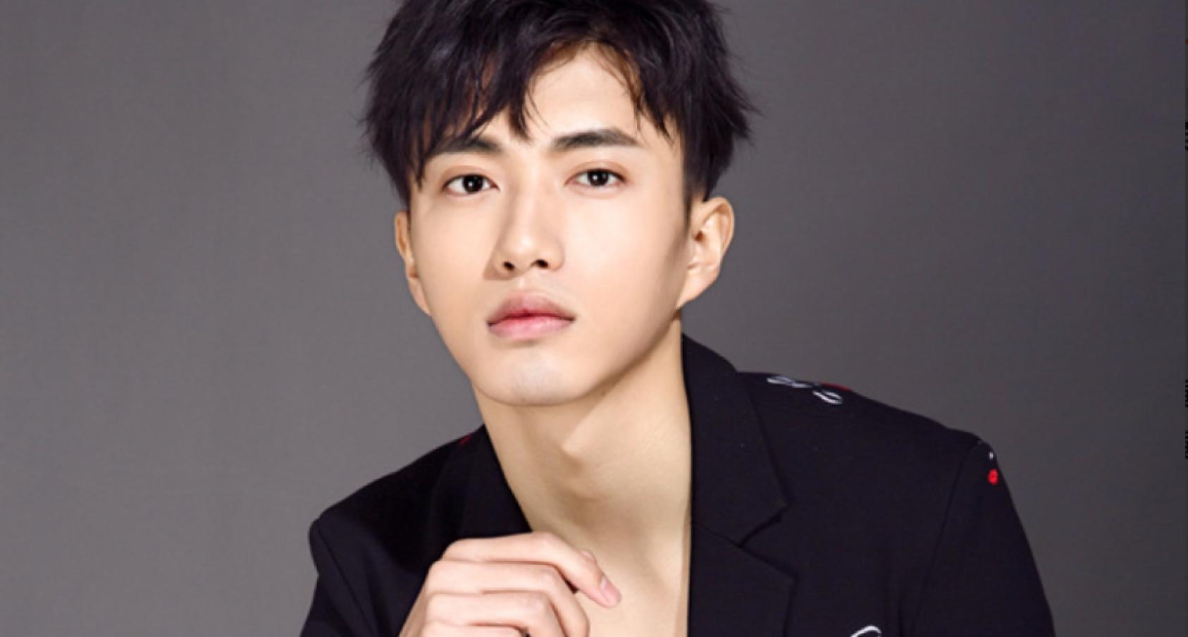 Bohan Zhangs Instagram Twitter And Facebook On Idcrawl