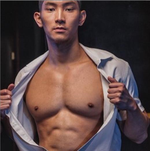 GV star Eric East is now a film star in "Thirty Years of Adonis" | GagaTai