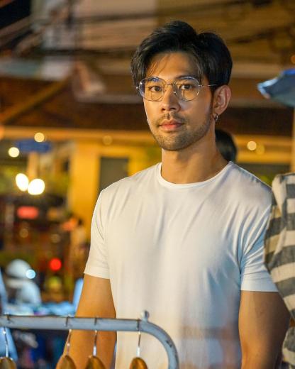 狼族天菜慘遭醫生老公戴綠帽！？ 大肌肌網帥 Book Siqaphat 飾泰 BL 劇《駛入心途》 | GagaTai 嘎嘎台