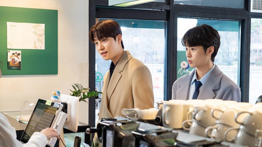 7 月男同志影視 Top 10：一次追兩部《上癮》團隊力作！ | GagaTai 嘎嘎台