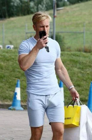 頭型露出！ 盤點歐美名人的「透視感」大包 | GagaTai 嘎嘎台