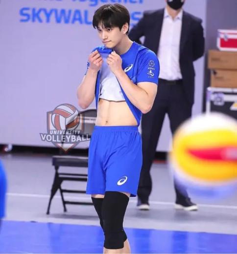 韓排球員秘戀籃球員成天菜 CP！ 網：「排球員前男友也大有來頭。」 | GagaTai 嘎嘎台