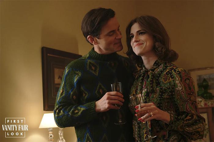 麥特波莫、喬納森貝利大談辦公室戀情 歷史劇《Fellow Travelers》釋出性感劇照 | GagaTai 嘎嘎台